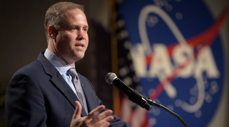 NASA Chief Wants to Send Humans to the Moon — 'To Stay' - This Week in ...